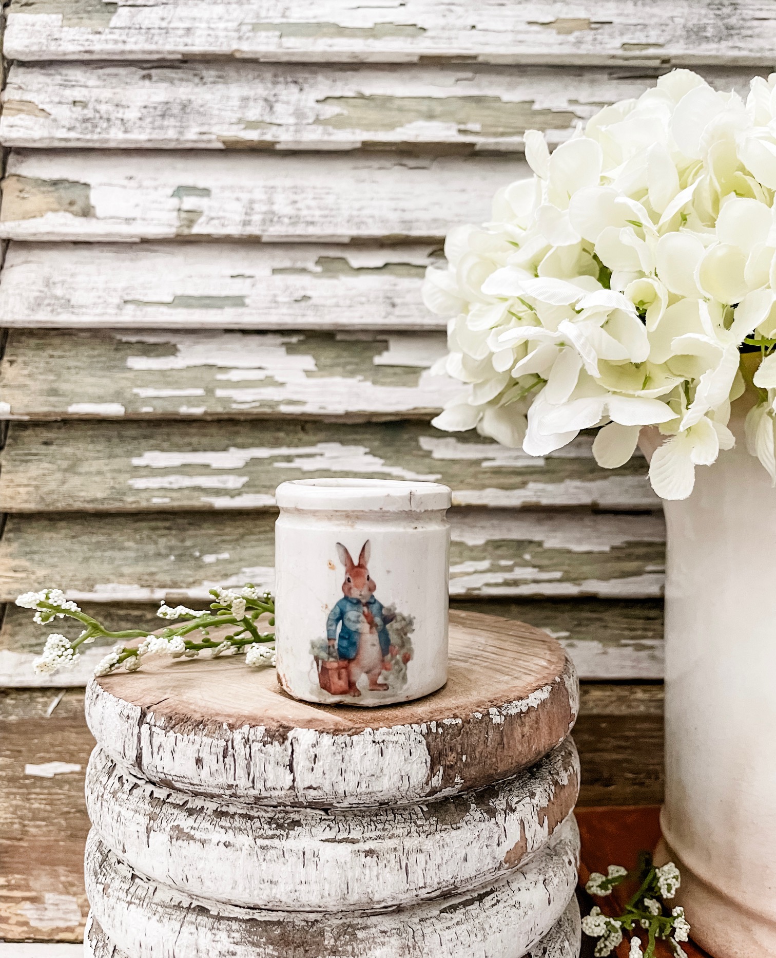 Blackdog Creations - Antique/Vintage Small Ironstone crock w/ Rabbit ...