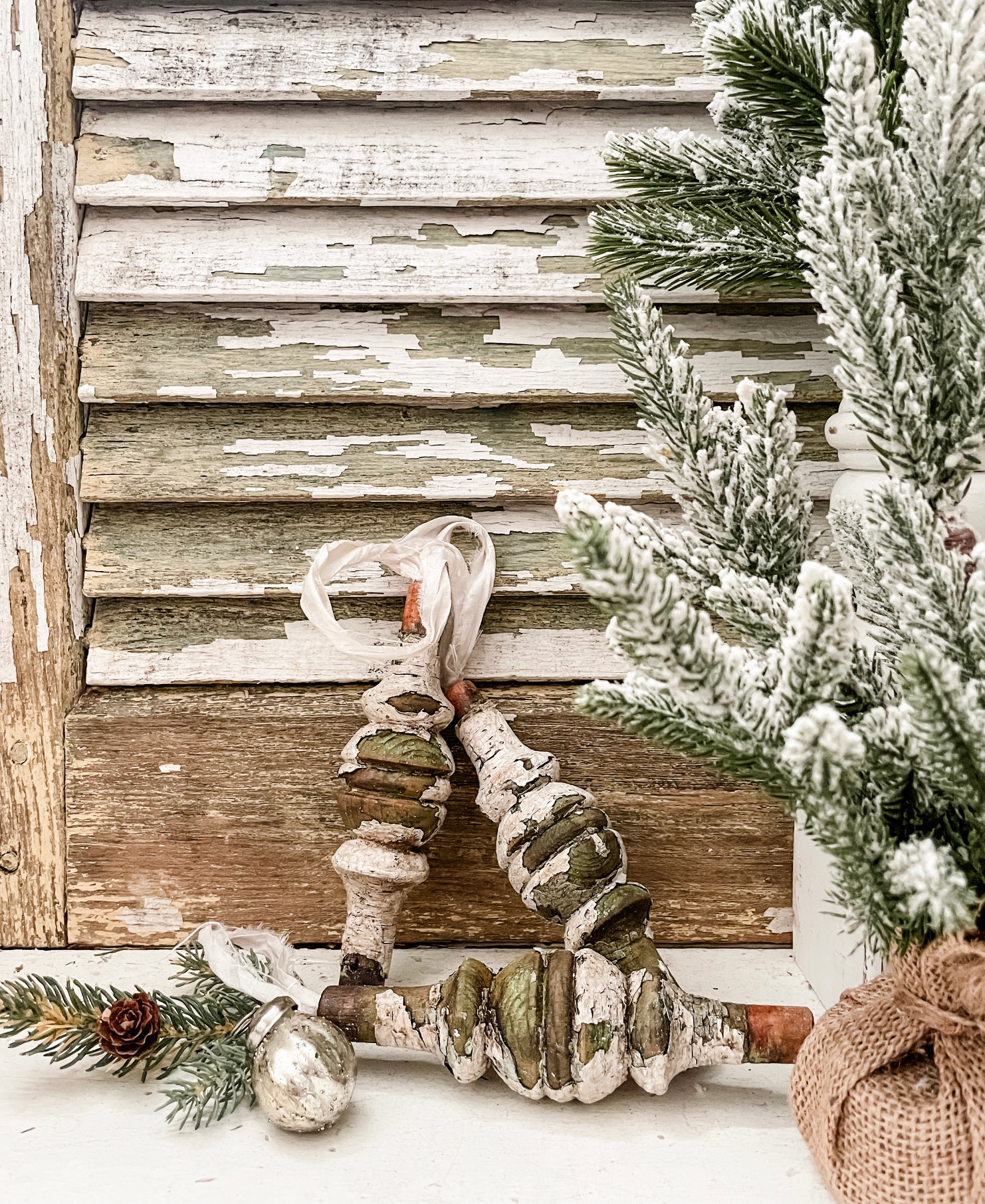 Blackdog Creations - Vintage Architectural Salvage Chippy White/Green ...