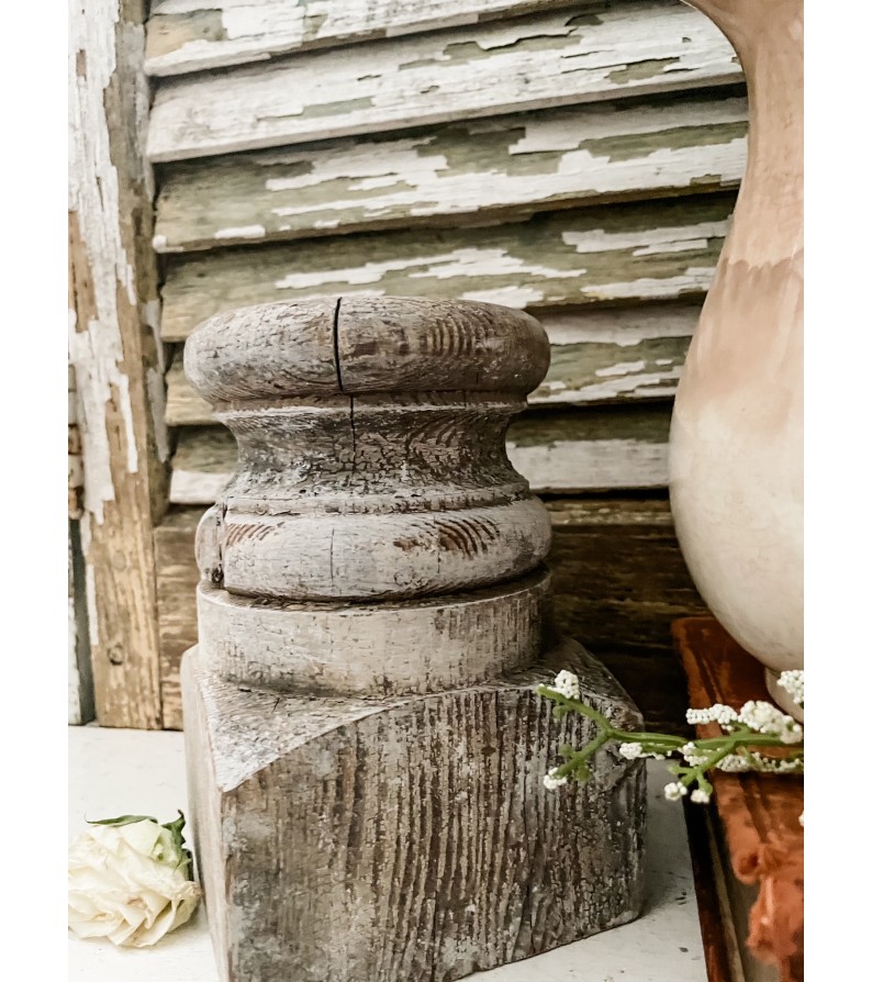 Blackdog Creations - Vintage Architectural Salvage, Chippy White/Gray ...